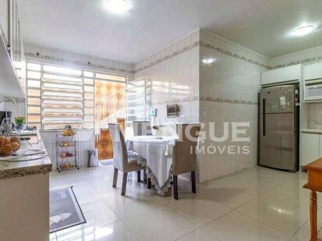 Casa à venda no Jardim Lindóia