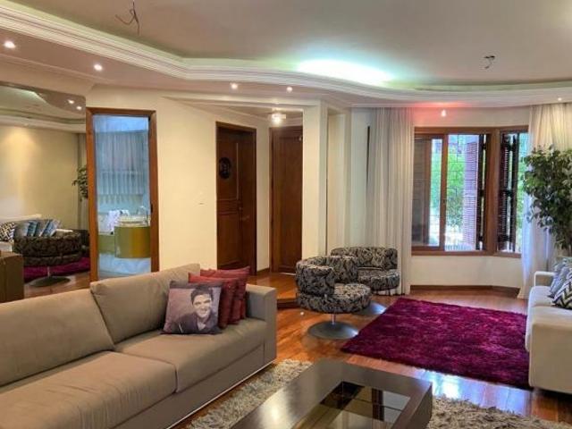 Casa à venda no Jardim Lindóia