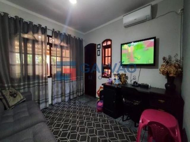 Casa à venda no Jardim Lírio em Jundiaí SP