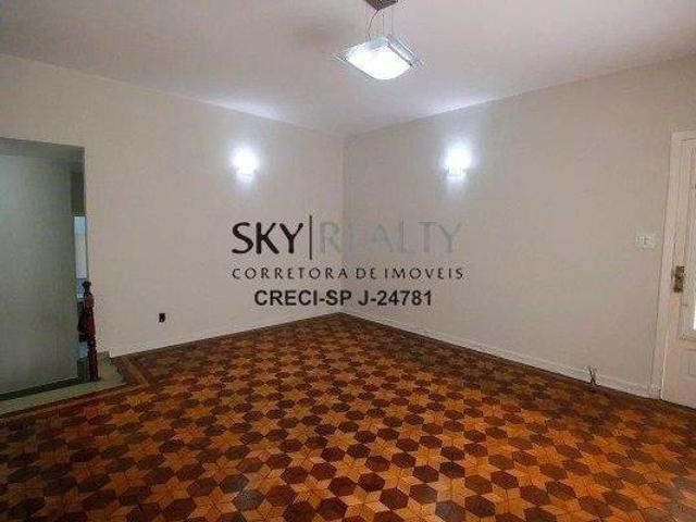 Casa a venda no Jardim Londrina com 3 quartos, 1 suíte e 2 vagas!