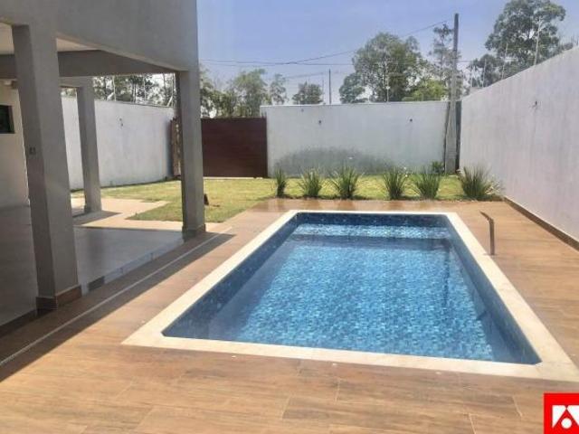 Casa à venda no Jardim Pacaembu em Americana com 1 quarto 1 suíte e 4 vagas de garagem
