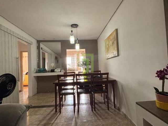 Casa à venda no Jardim Pacaembu