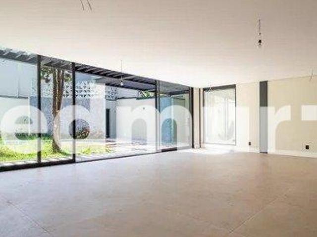 Casa à venda no Jardim Paulista