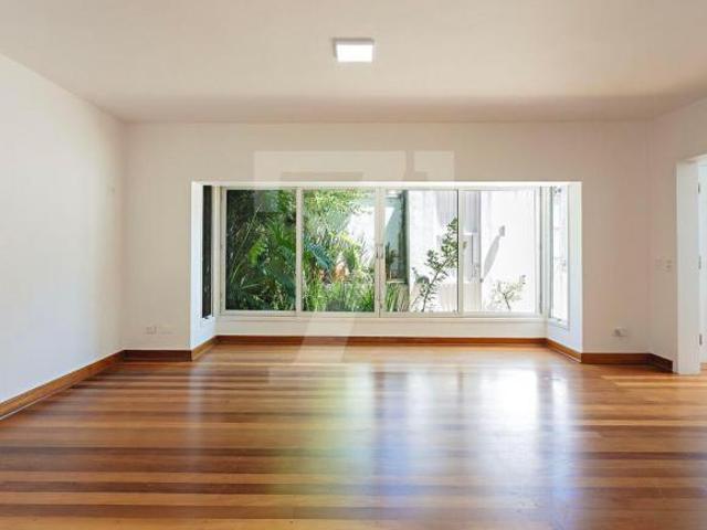Casa à venda no Jardim Paulistano