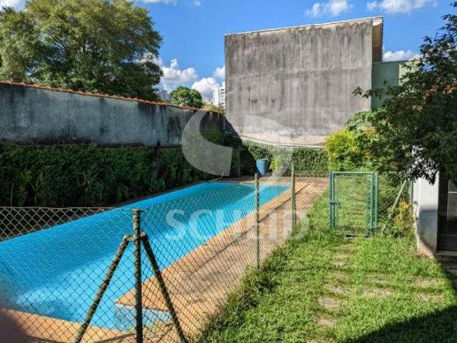 Casa à venda no Jardim Petrópolis, 4 quartos 3 suíte, 3 vagas