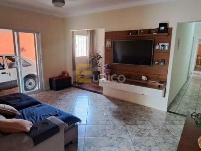 Casa à venda no Jardim Portugal em Valinhos/SP