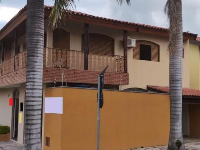 CASA A VENDA NO JARDIM PRESTES DE BARROS