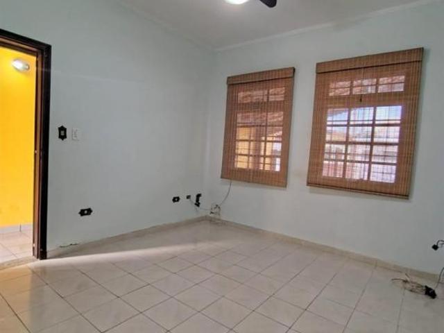 Casa à venda no Jardim Real