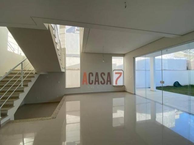 Casa com 3 suítes Condomínio Colinas do Sol Sorocaba/SP