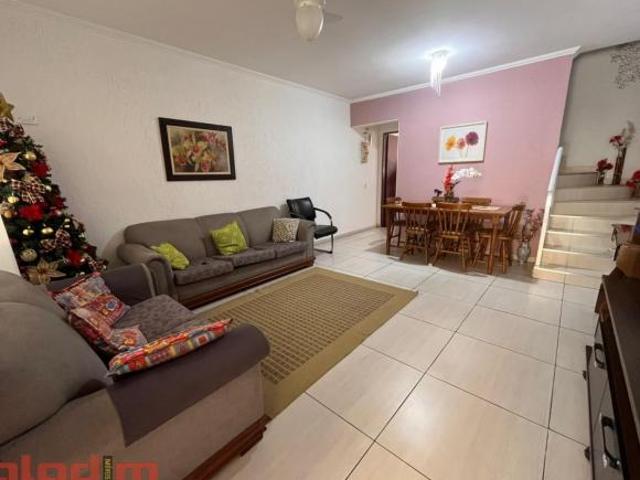 CASA A VENDA NO JARDIM REPRESA