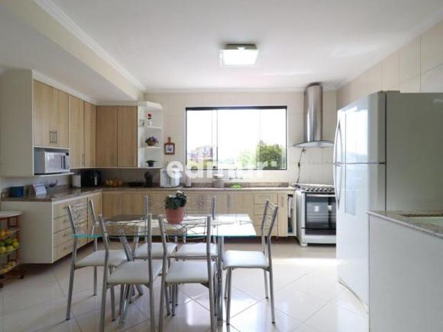 Casa à venda no Jardim Rina