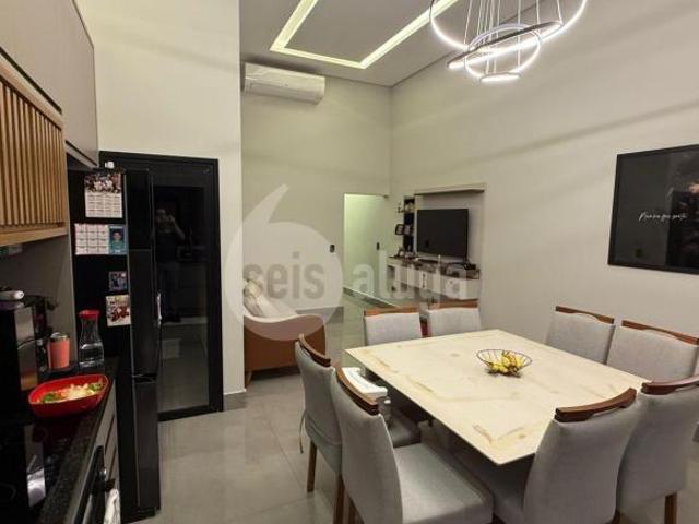 Casa à Venda no Jardim São Camilo, Santa Bárbara d&apos Oeste, 3 Quartos