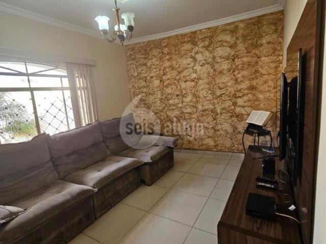 Casa à Venda no Jardim São Francisco, Santa Bárbara d&apos Oeste, 3 Dorms