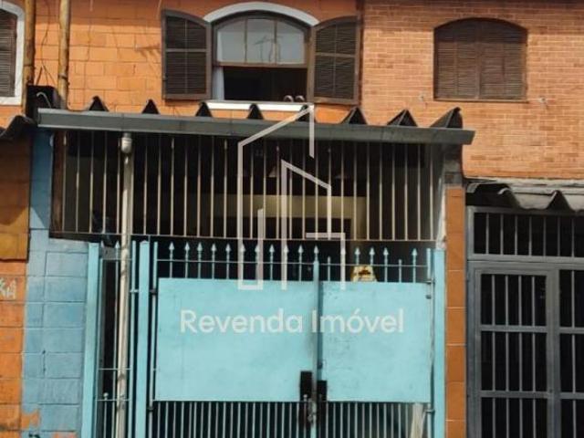 Casa à venda no Jardim São Jorge com 180m² 3 dormitórios 2 banheiros 2 vagas
