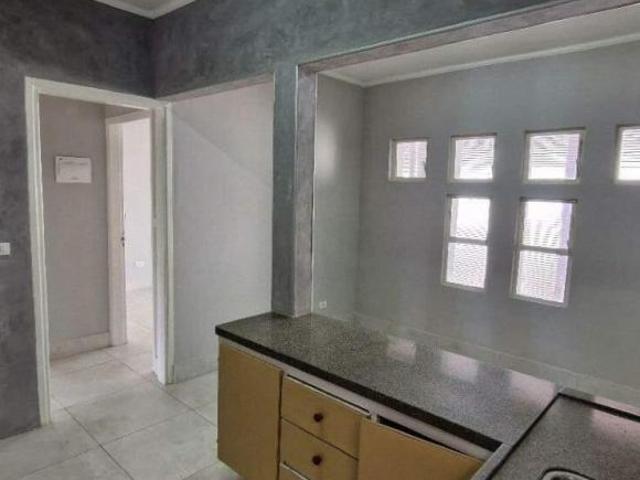 Casa à venda no Jardim São Paulo com Americana com 2 quartos 1 suíte e 3 vagas de garagem