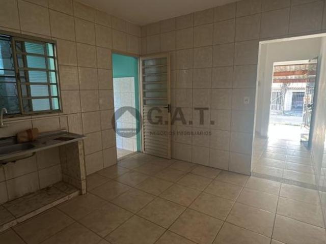 CASA À VENDA NO JARDIM SANTO ANDRÉ SOROCABA/SP