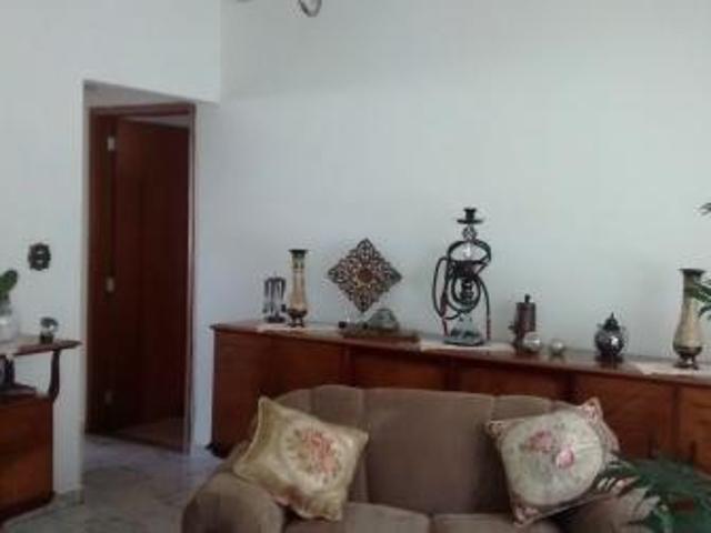 Casa à venda no Jardim Santo Elias Avenida Mutinga