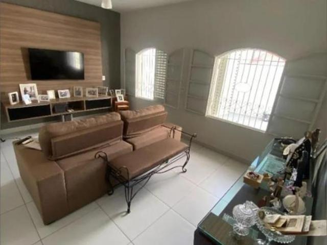 Casa à venda no Jardim Satélite