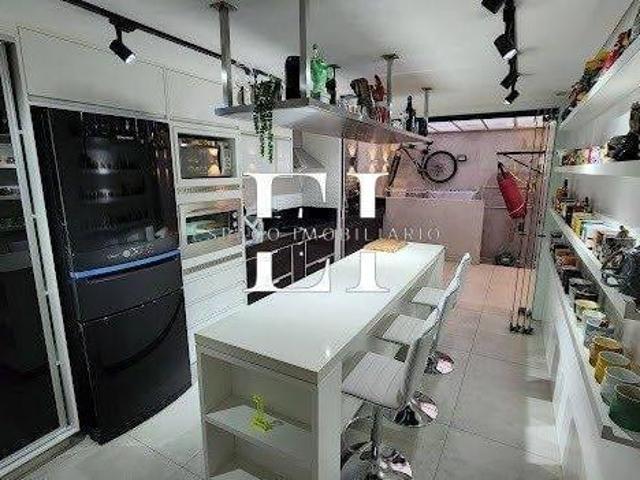 Casa à venda no Jardim Tupi