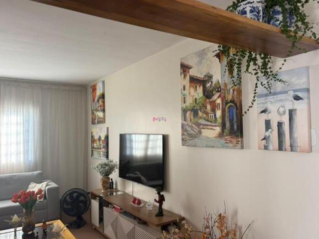 CASA À VENDA COM PISCINA NO CAXAMBU JUNDIAÍ SP