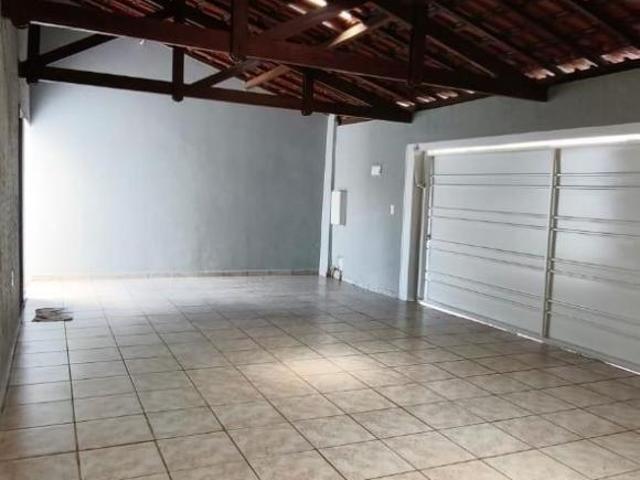 Casa à venda no Jardim Tropical 2