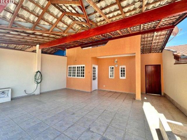 Casa à venda no Jardim Uirá