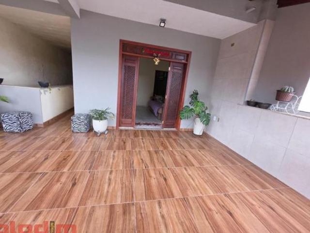 CASA A VENDA NO JARDIM VARGINHA