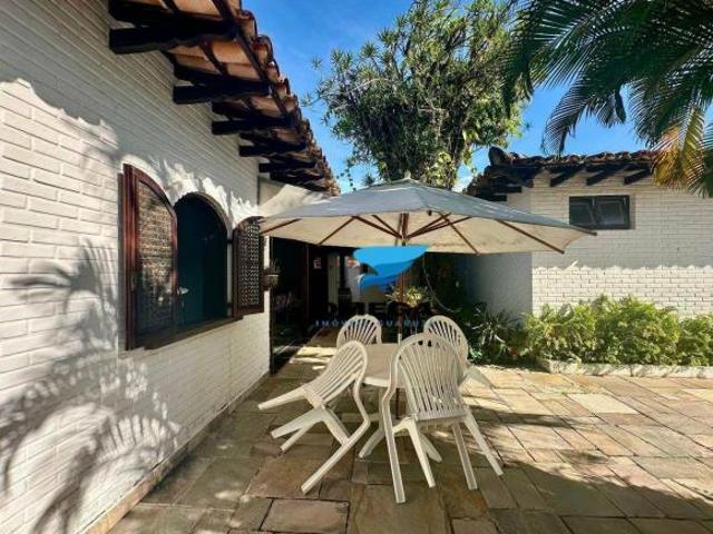 Casa à venda no Jardim Virgínia no Guarujá | Omega Imóveis