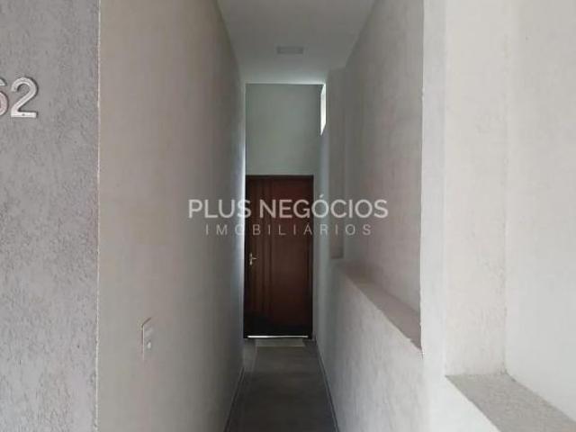 Casa à venda, no Jardim Wanel Ville V 3 dormitórios, sendo 1 suíte, rua tranquila e fácil acesso