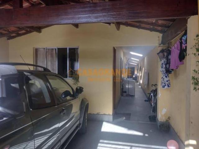 Casa à venda no Jd Colonial 2 quartos, sendo 1 suíte e Edícula Zona Sul