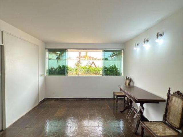 Casa à venda no Jd Aclimação, com 4 dormitórios, 900m2 de terreno