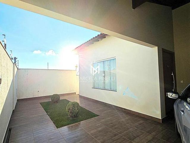 Casa à venda no Jd Aeroporto Alfenas/MG