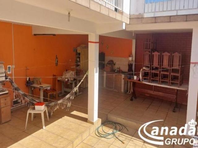 Casa à venda no Jardim DAbril com 3 quartos