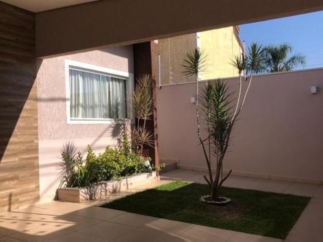 Casa à venda no Loteamento Villa Branca