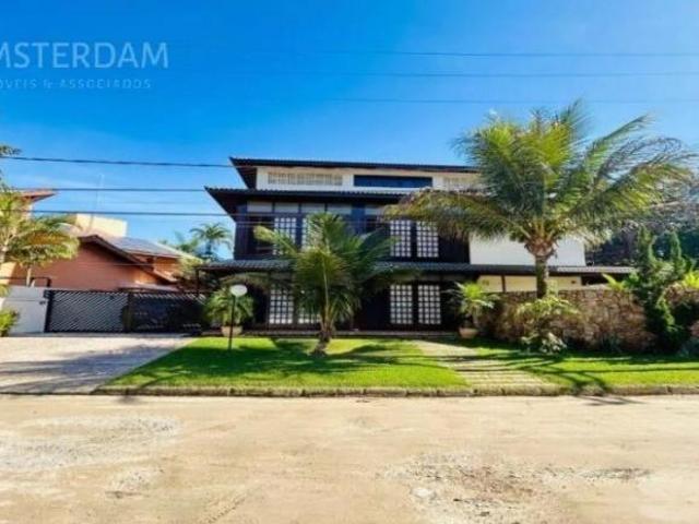 Casa à venda no M20 na Riviera, com potencial para reforma e duplicar investimento