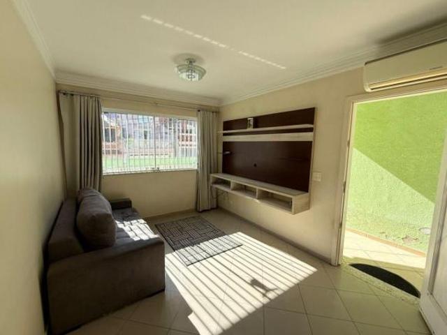 CASA A VENDA NO MONTE KEMEL 160 METROS 3 SUÍTES 3 VAGAS FL34