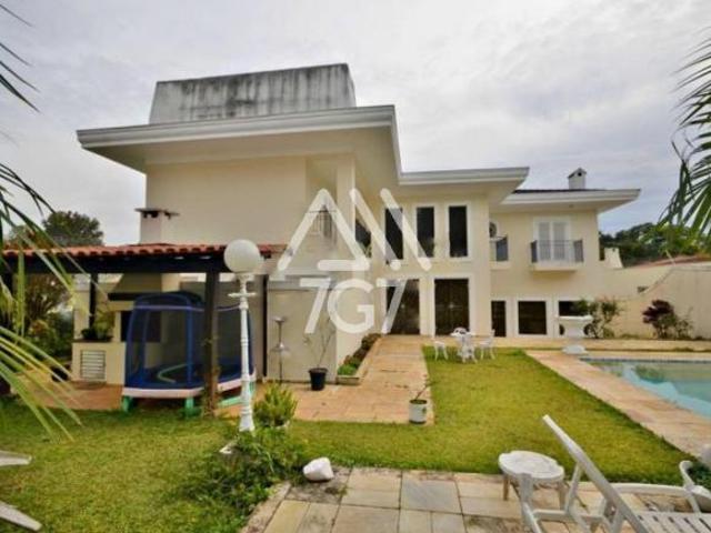 CASA À VENDA NO MORUMBI
