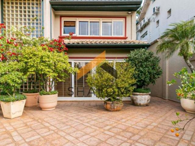 Casa à Venda no Morumbi
