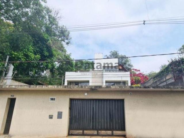 Casa à Venda no Morumbi