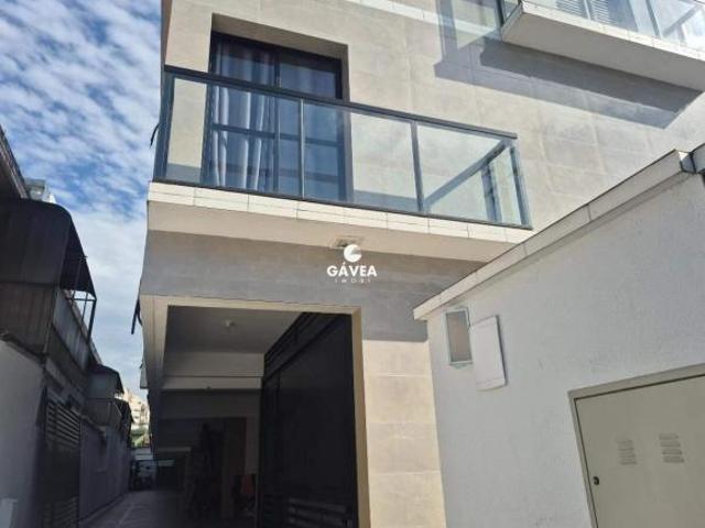 Casa à venda no Macuco em Santos