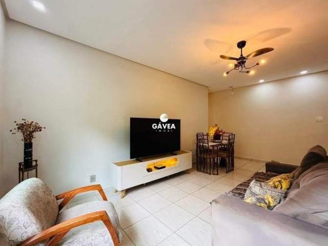 Casa à venda no Marapé em Santos