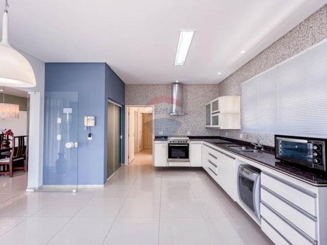 Casa à venda no Medeiros 4 dormitórios sendo 3 suítes R$ 2.590.000,00 Condomínio Tereza Cristi
