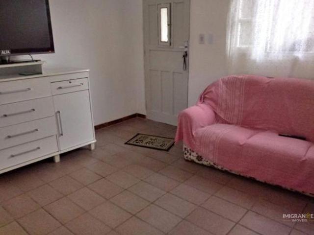 Casa à venda, no Melvi em Praia Grande SP