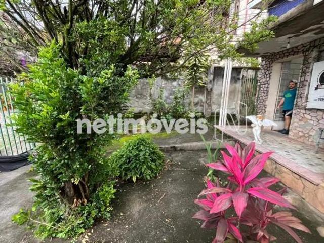 Casa à venda no Minas Brasil, com 420m²  de área total e duas moradias independentes