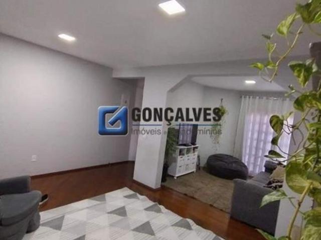 Casa à venda no Nova Petrópolis S. Bernardo do Campo com 4 suítes e espaço gourmet