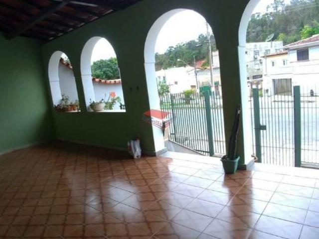 CASA A VENDA NO NOVO HORIZONTE COM 5 QUARTOS!