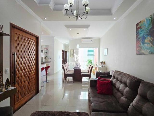 Casa à venda no Novo Horizonte Alfenas/MG