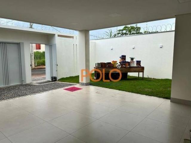 Casa à venda no Novo Mundo em Uberlândia/MG