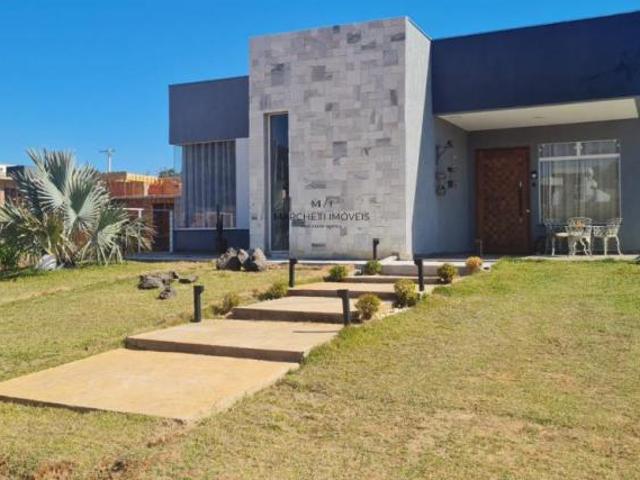 Casa à venda no Ninho Verde 2 Eco Residence, Pardinho 330m²