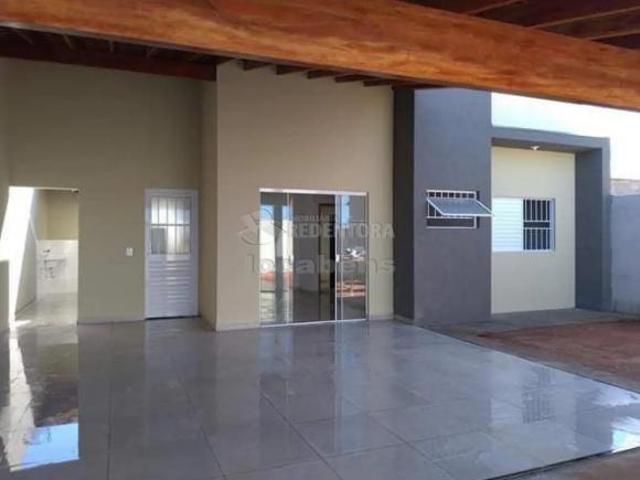 Casa à venda no São Thomaz II com 02 quartos